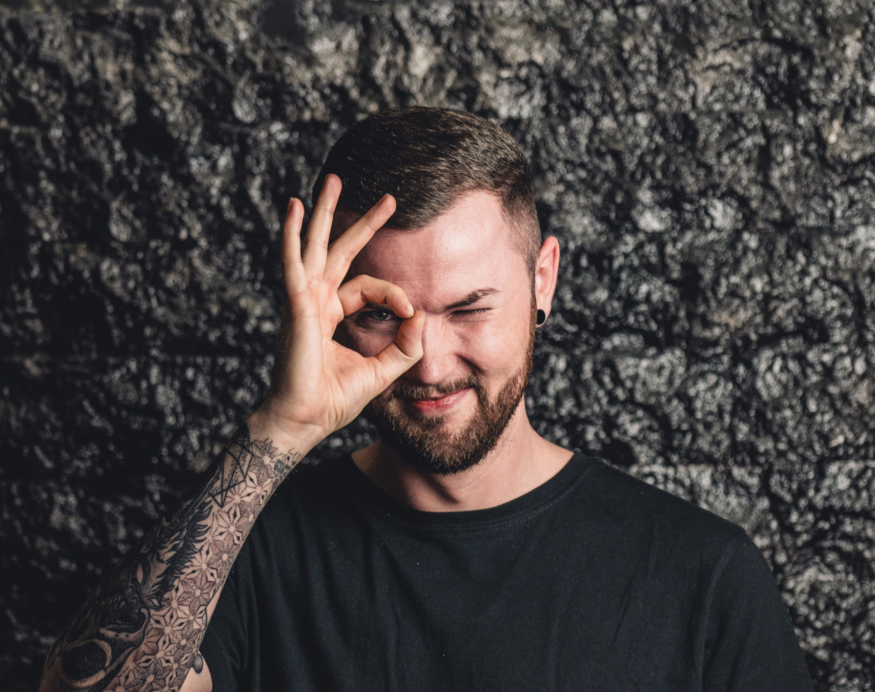 1ST TECHNO BLOGGER OLGA GODINA INTERVIEWS KLANGLOS – DJ Pedia